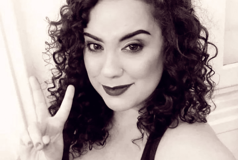 Jessie Riffá deslumbra en portada de revista internacional