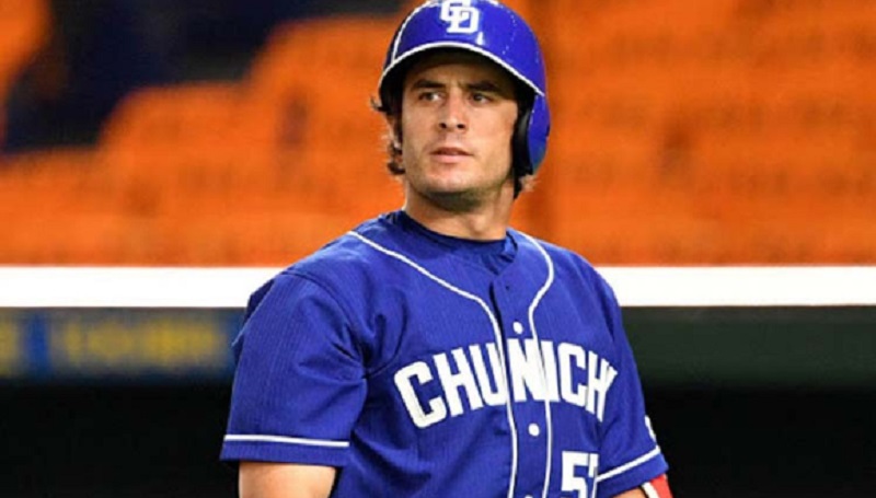 Ariel Martínez "firma" con Luchadores y con el Clásico Mundial de Beisbol