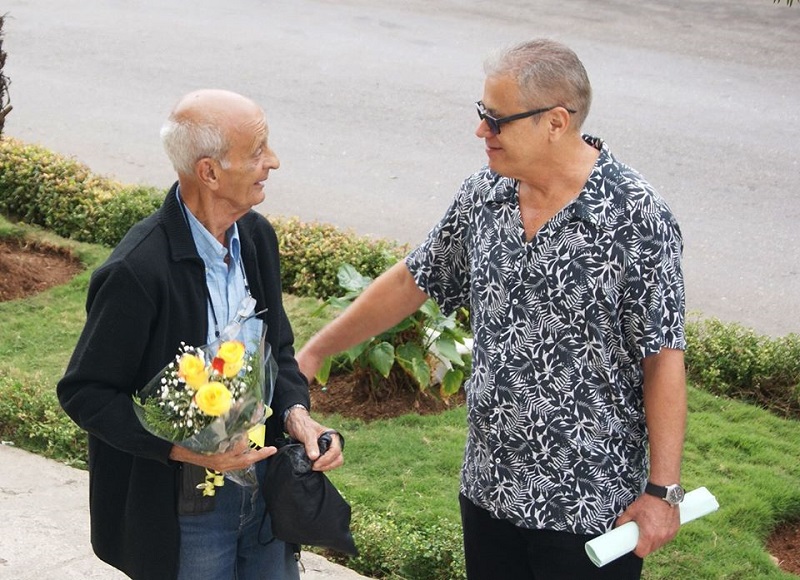 Senel Paz recibe el Premio Nacional de Cine | cubanosfamosos.com
